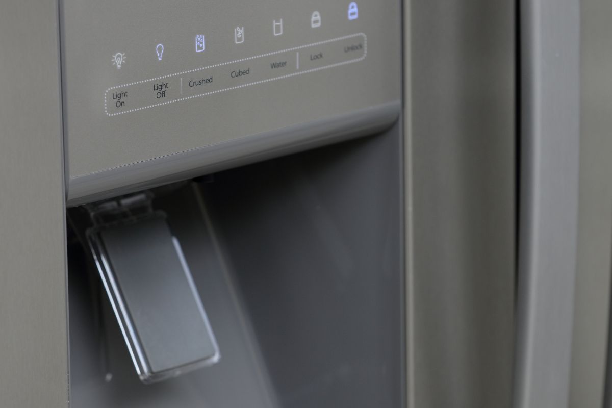 5 Reasons Your Ice Maker Is Not Making Ice (+Fix) » Fix It Wired