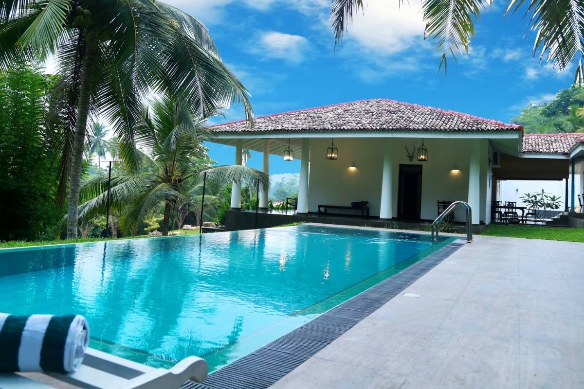 What Size Sub Panel For Pool? (With Estimated Cost) » Fix It Wired