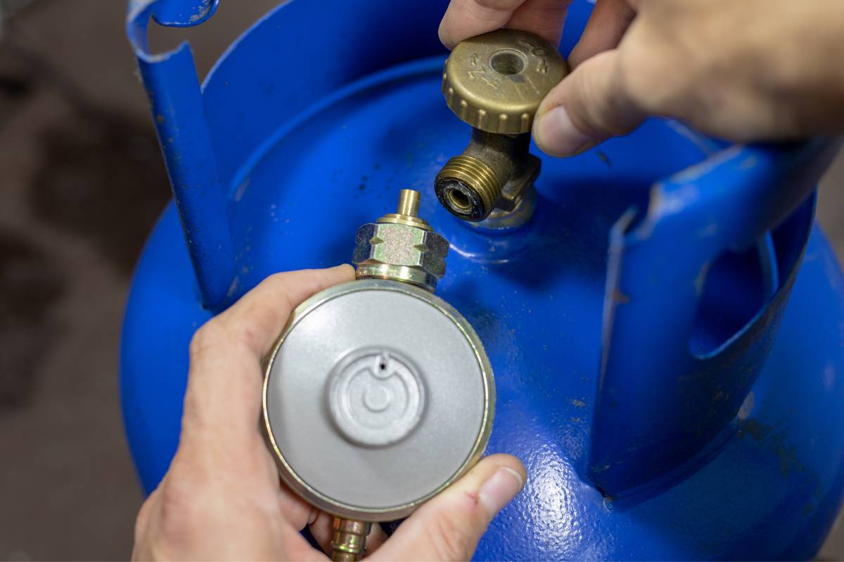 How To Know If A Gas Regulator Is Faulty? » Fix It Wired
